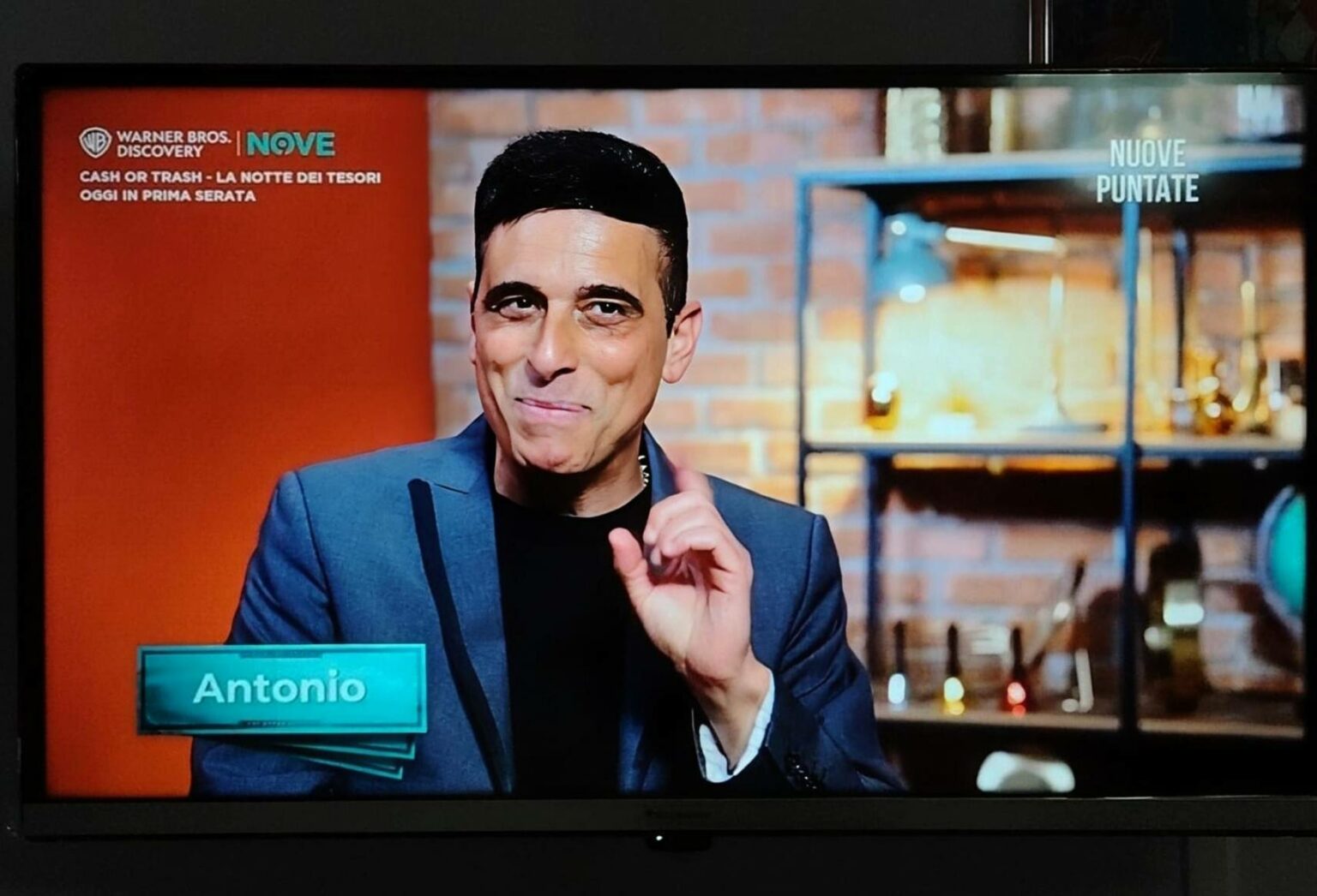 Un sannita protagonista in tv a “Cash or Trash”: lo showman Antonio ...